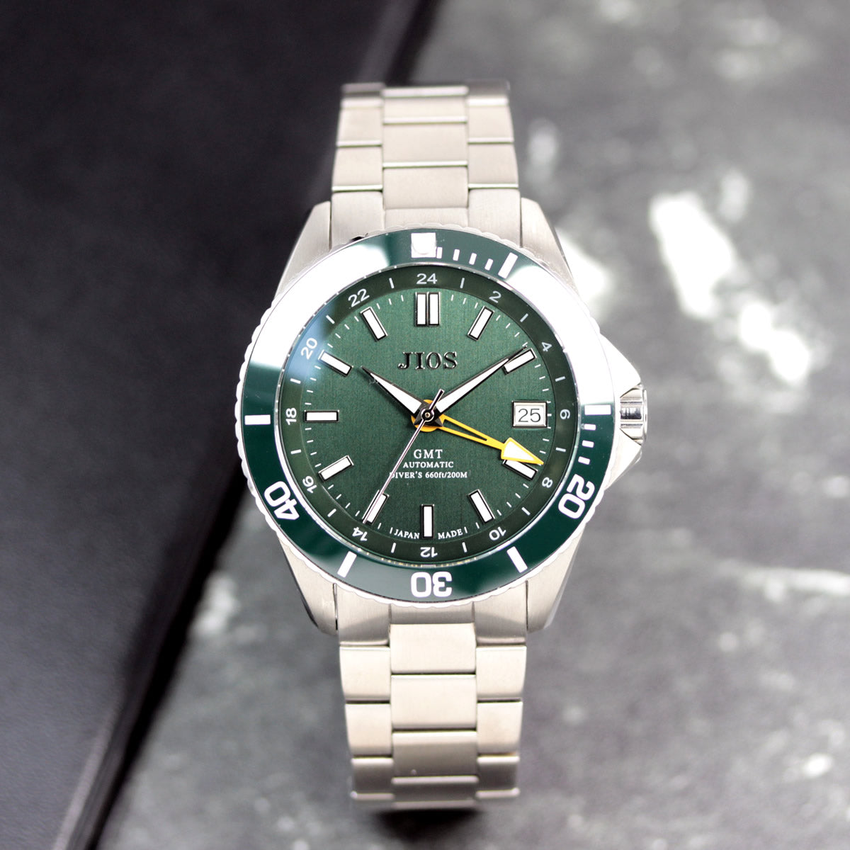 JIOS GMT Diver's 104 Grün – Japanese Microbrands - Mario Lenke